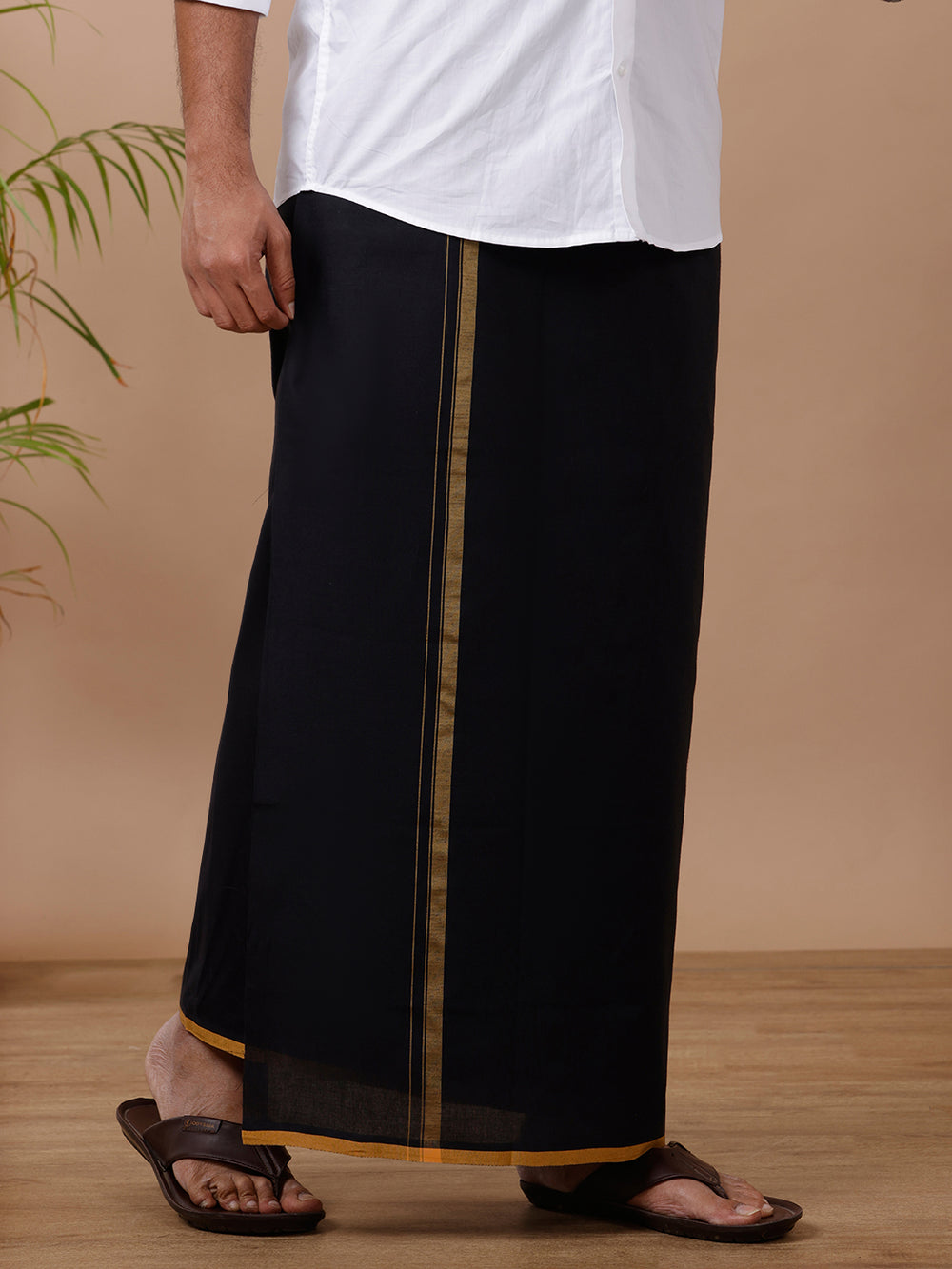 Ramraj Mens Fancy Border Dhoti Black Enrich Colour 4